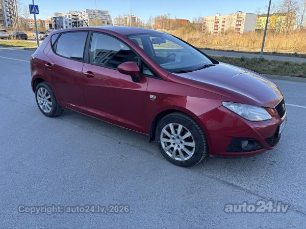 Sarkans SEAT Ibiza 2011 Tallina, ar dzinēja tilpumu 1.20 L un nobraukumu 133 tūkst. km par 4700 €, foto 4 vietnē AUTOMOTO.COM.LV