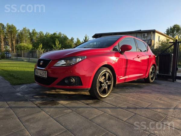 Sarkans SEAT Ibiza 2012 Rīga, ar dzinēja tilpumu 1.20 L un nobraukumu 121 tūkst. km par 2950 €, foto 2 vietnē AUTOMOTO.COM.LV