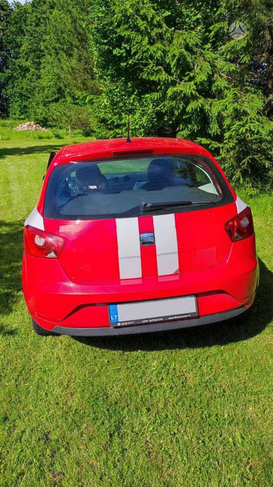 Sarkans SEAT Ibiza 2012 Ukmergė, ar dzinēja tilpumu 1.20 L un nobraukumu 115 tūkst. km par 1150 €, foto 5 vietnē AUTOMOTO.COM.LV