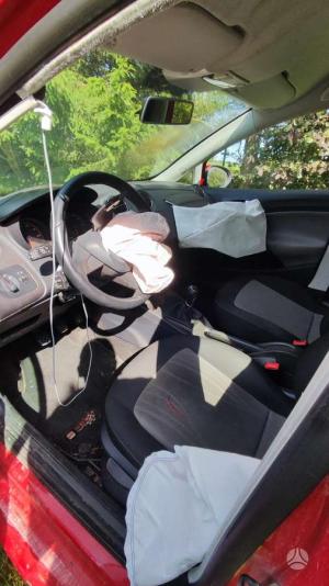 Sarkans SEAT Ibiza 2012 Ukmergė, ar dzinēja tilpumu 1.20 L un nobraukumu 115 tūkst. km par 1150 €, foto 7 vietnē AUTOMOTO.COM.LV