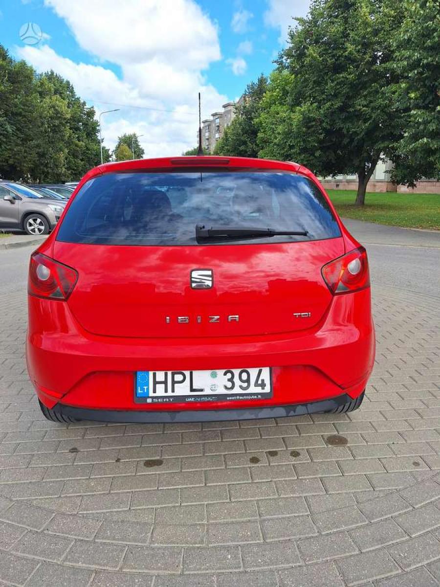 Sarkans SEAT Ibiza 2015 Kauņa, ar dzinēja tilpumu 1.60 L un nobraukumu 223 tūkst. km par 3200 €, foto 5 vietnē AUTOMOTO.COM.LV