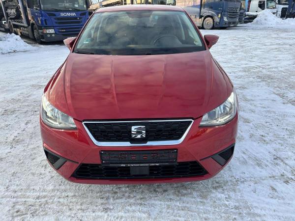 Red SEAT Ibiza 2018 in Prienai, with an engine capacity of 1.60 L and mileage of 201 thousand km for 7500 €, photo 4 on AUTOMOTO.COM.LV