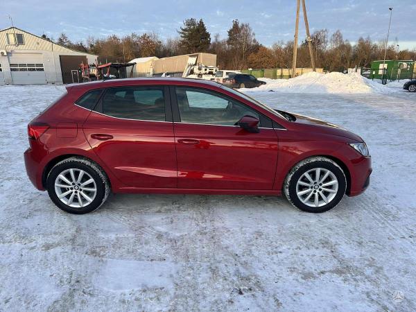 Red SEAT Ibiza 2018 in Prienai, with an engine capacity of 1.60 L and mileage of 201 thousand km for 7500 €, photo 10 on AUTOMOTO.COM.LV