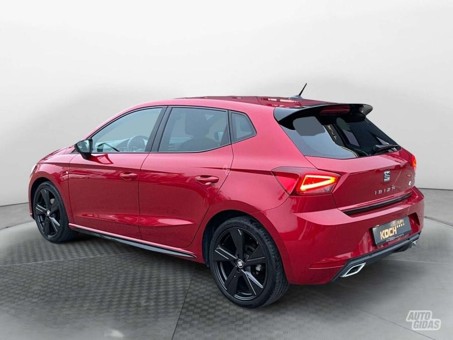 Red SEAT Ibiza 2021 in Kaunas, with an engine capacity of 1.50 L and mileage of 53 thousand km for 22673 €, photo 4 on AUTOMOTO.COM.LV