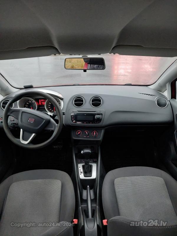 Sarkans SEAT Ibiza 2010 Tallina, ar dzinēja tilpumu 1.20 L un nobraukumu 90 tūkst. km par 4999 €, foto 10 vietnē AUTOMOTO.COM.LV