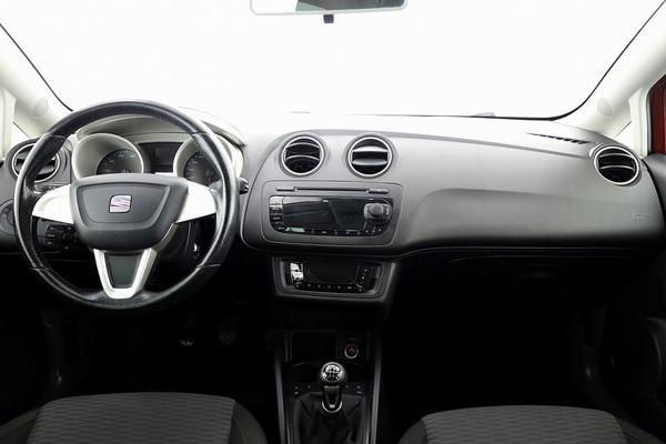 Red SEAT Ibiza 2011 in Tallinn, with an engine capacity of 1.20 L and mileage of 259 thousand km for 1999 €, photo 5 on AUTOMOTO.COM.LV