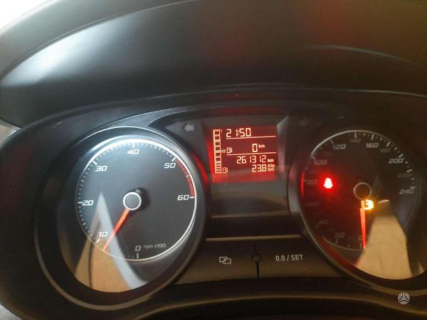 Red SEAT Ibiza 2012 in Kaunas, with an engine capacity of 1.60 L and mileage of 261 thousand km for 4250 €, photo 11 on AUTOMOTO.COM.LV