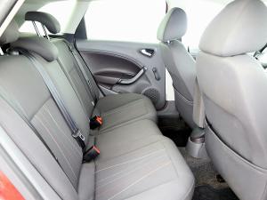 Sarkans SEAT Ibiza 2012 Tallina, ar dzinēja tilpumu 1.40 L un nobraukumu 179 tūkst. km par 1899 €, foto 8 vietnē AUTOMOTO.COM.LV