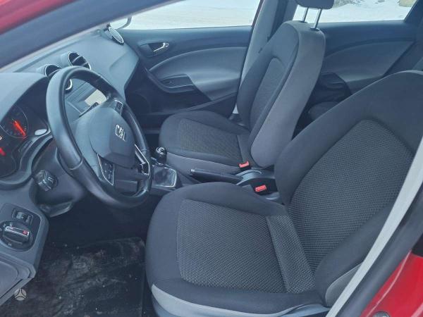 Red SEAT Ibiza 2015 in Marijampole, with an engine capacity of 1.20 L and mileage of 201 thousand km for 3650 €, photo 11 on AUTOMOTO.COM.LV