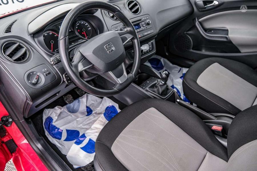 Red SEAT Ibiza 2015 in Kaunas, with an engine capacity of 1.20 L and mileage of 201 thousand km for 4790 €, photo 6 on AUTOMOTO.COM.LV