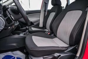 Red SEAT Ibiza 2015 in Kaunas, with an engine capacity of 1.20 L and mileage of 201 thousand km for 4790 €, photo 7 on AUTOMOTO.COM.LV