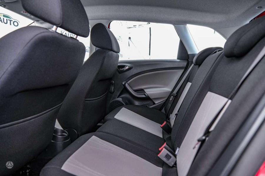 Red SEAT Ibiza 2015 in Kaunas, with an engine capacity of 1.20 L and mileage of 201 thousand km for 4790 €, photo 10 on AUTOMOTO.COM.LV