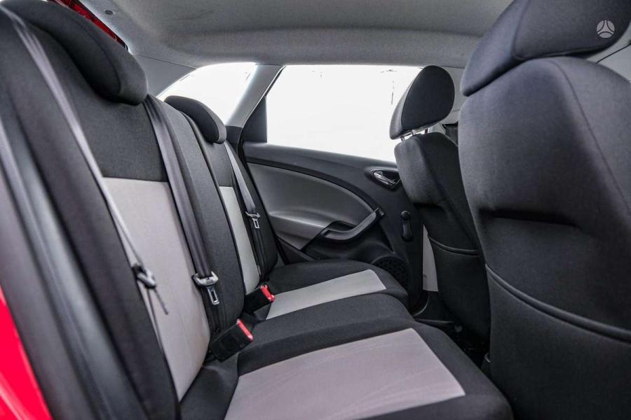 Red SEAT Ibiza 2015 in Kaunas, with an engine capacity of 1.20 L and mileage of 201 thousand km for 4790 €, photo 11 on AUTOMOTO.COM.LV