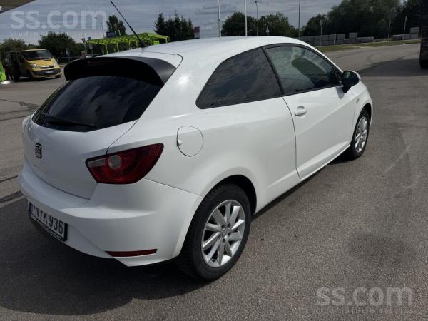 White SEAT Ibiza 2012 in Riga, with an engine capacity of 1.20 L and mileage of 273 thousand km for 2700 €, photo 4 on AUTOMOTO.COM.LV