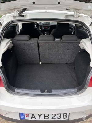 Balts SEAT Ibiza 2008 Jonava, ar dzinēja tilpumu 1.90 L un nobraukumu 325 tūkst. km par 2400 €, foto 11 vietnē AUTOMOTO.COM.LV