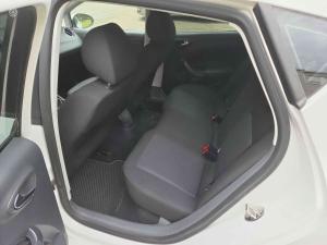 White SEAT Ibiza 2008 in Kaunas, with an engine capacity of 1.60 L and mileage of 193 thousand km for 1000 €, photo 8 on AUTOMOTO.COM.LV