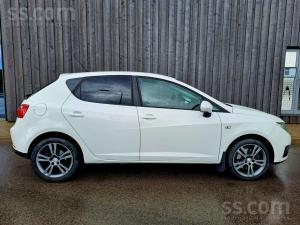 Balts SEAT Ibiza 2009 Tukums, ar dzinēja tilpumu 1.90 L un nobraukumu 279 tūkst. km par 3350 €, foto 7 vietnē AUTOMOTO.COM.LV