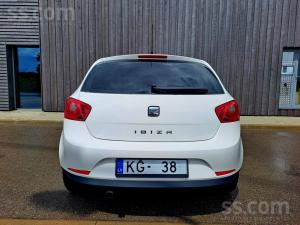 Balts SEAT Ibiza 2009 Tukums, ar dzinēja tilpumu 1.90 L un nobraukumu 279 tūkst. km par 3350 €, foto 9 vietnē AUTOMOTO.COM.LV