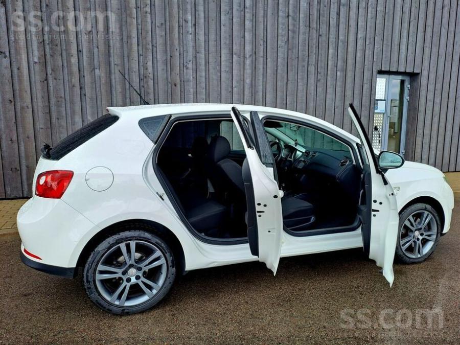 Balts SEAT Ibiza 2009 Tukums, ar dzinēja tilpumu 1.90 L un nobraukumu 279 tūkst. km par 3350 €, foto 10 vietnē AUTOMOTO.COM.LV