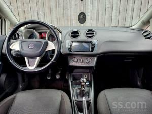 Balts SEAT Ibiza 2009 Tukums, ar dzinēja tilpumu 1.90 L un nobraukumu 279 tūkst. km par 3350 €, foto 13 vietnē AUTOMOTO.COM.LV