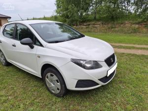 Balts SEAT Ibiza 2010 Viļņa, ar dzinēja tilpumu 1.20 L un nobraukumu 236 tūkst. km par 2300 €, foto  vietnē AUTOMOTO.COM.LV
