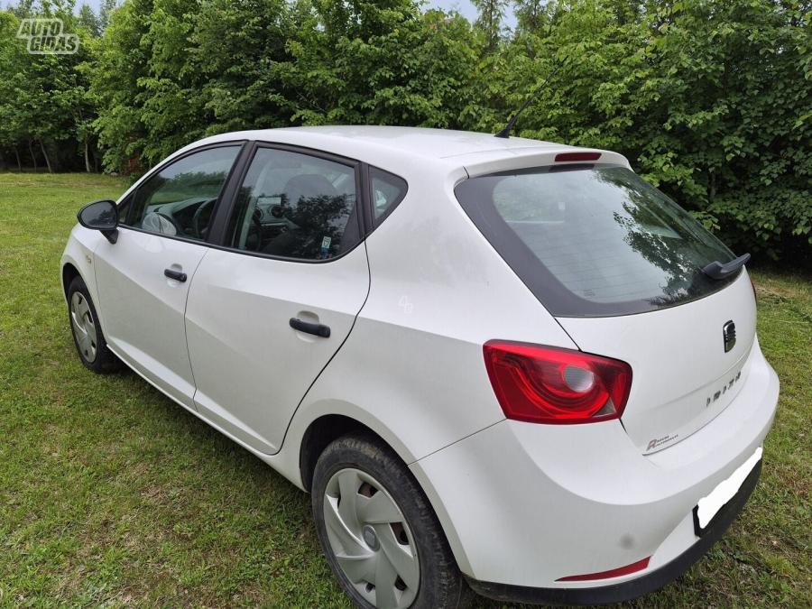 Balts SEAT Ibiza 2010 Viļņa, ar dzinēja tilpumu 1.20 L un nobraukumu 236 tūkst. km par 2300 €, foto 5 vietnē AUTOMOTO.COM.LV