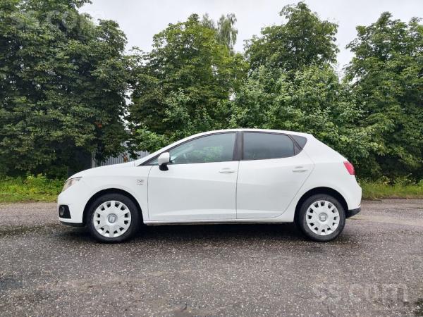 Balts SEAT Ibiza 2010 Rīga, ar dzinēja tilpumu 1.60 L un nobraukumu 323 tūkst. km par 1900 €, foto 2 vietnē AUTOMOTO.COM.LV