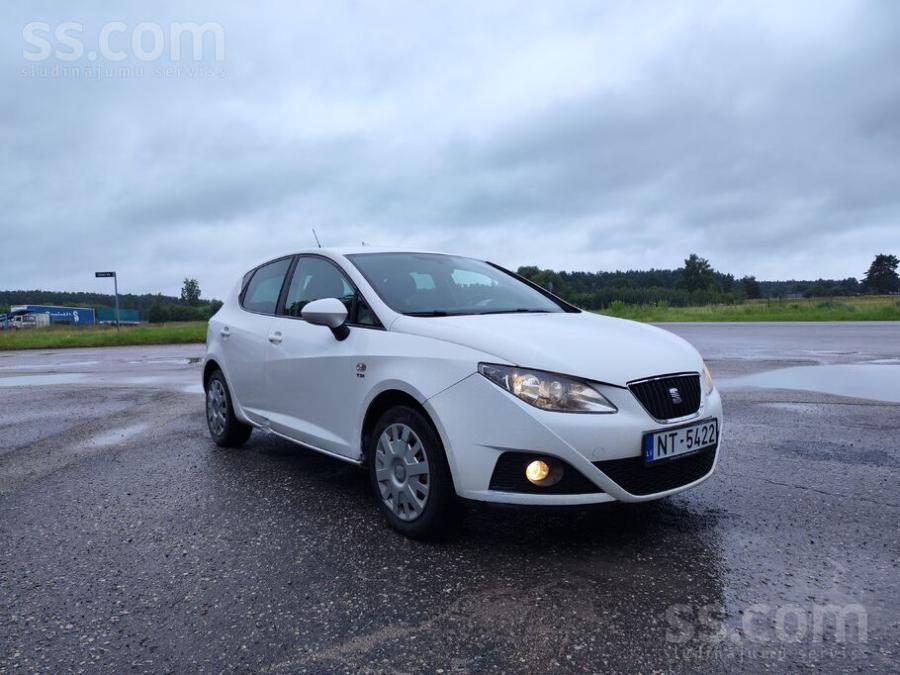 Balts SEAT Ibiza 2010 Rīga, ar dzinēja tilpumu 1.60 L un nobraukumu 323 tūkst. km par 1900 €, foto 4 vietnē AUTOMOTO.COM.LV