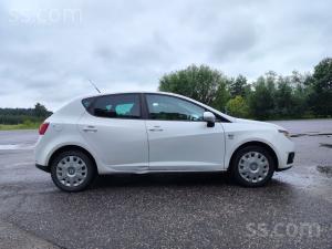 Balts SEAT Ibiza 2010 Rīga, ar dzinēja tilpumu 1.60 L un nobraukumu 323 tūkst. km par 1900 €, foto 5 vietnē AUTOMOTO.COM.LV
