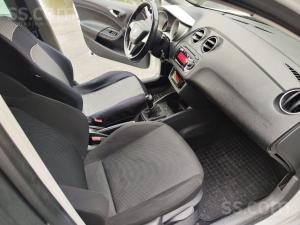Balts SEAT Ibiza 2010 Rīga, ar dzinēja tilpumu 1.60 L un nobraukumu 323 tūkst. km par 1900 €, foto 7 vietnē AUTOMOTO.COM.LV