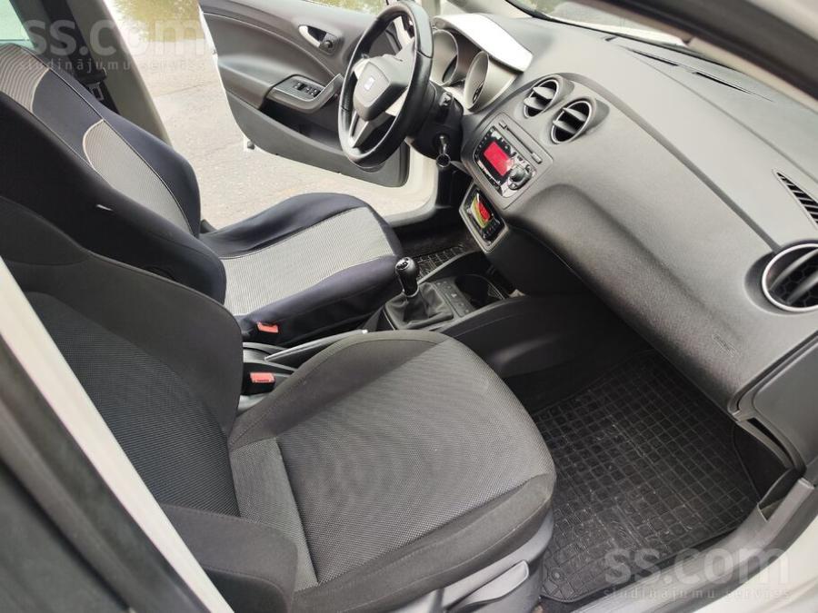 Balts SEAT Ibiza 2010 Rīga, ar dzinēja tilpumu 1.60 L un nobraukumu 323 tūkst. km par 1900 €, foto 7 vietnē AUTOMOTO.COM.LV