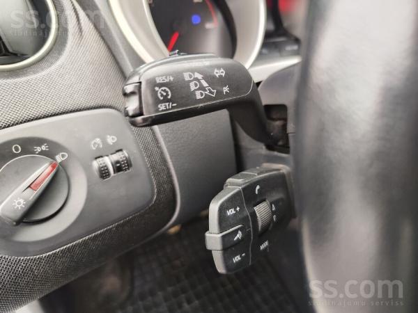 Balts SEAT Ibiza 2010 Rīga, ar dzinēja tilpumu 1.60 L un nobraukumu 323 tūkst. km par 1900 €, foto 9 vietnē AUTOMOTO.COM.LV