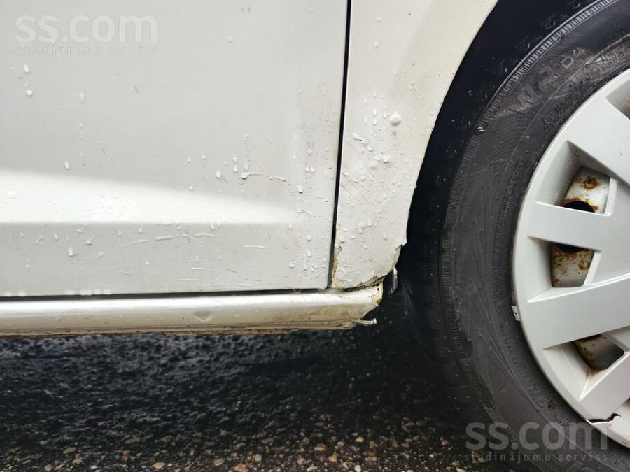Balts SEAT Ibiza 2010 Rīga, ar dzinēja tilpumu 1.60 L un nobraukumu 323 tūkst. km par 1900 €, foto 13 vietnē AUTOMOTO.COM.LV
