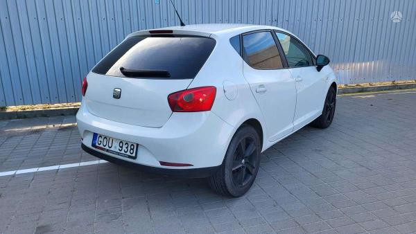 White SEAT Ibiza 2010 in Marijampole, with an engine capacity of 1.20 L and mileage of 172 thousand km for 2300 €, photo 6 on AUTOMOTO.COM.LV