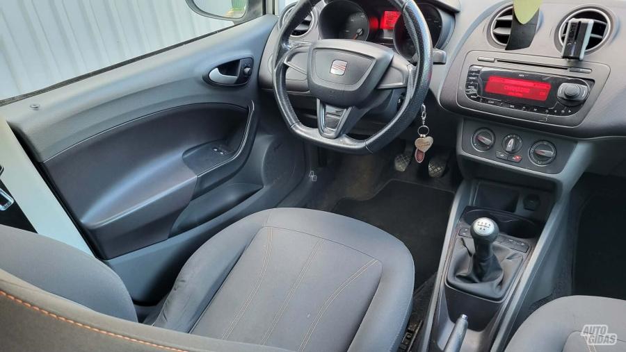 White SEAT Ibiza 2010 in Marijampole, with an engine capacity of 1.20 L and mileage of 171 thousand km for 1999 €, photo 10 on AUTOMOTO.COM.LV