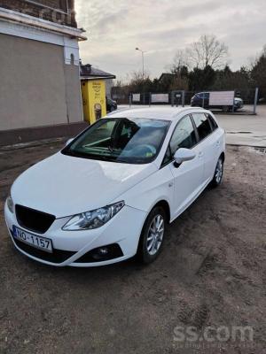 White SEAT Ibiza 2011 in Jelgava, with an engine capacity of 1.20 L and mileage of 263 thousand km for 4200 €, photo 1 on AUTOMOTO.COM.LV