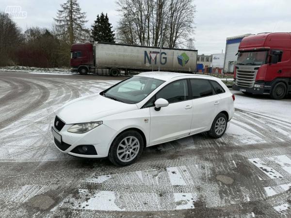 Balts SEAT Ibiza 2011 Radviliškis, ar dzinēja tilpumu 1.60 L un nobraukumu 272 tūkst. km par 2500 €, foto 3 vietnē AUTOMOTO.COM.LV