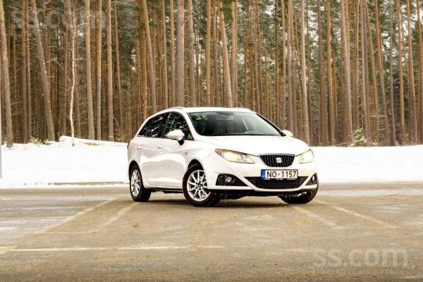 Balts SEAT Ibiza 2011 Rīga, ar dzinēja tilpumu 1.20 L un nobraukumu 301 tūkst. km par 3190 €, foto 2 vietnē AUTOMOTO.COM.LV