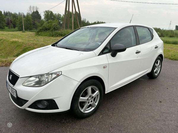Сеат Ибица 2011 в Вилкавишкис на AUTOMOTO.COM.LV Белый Сеат Ибица 2011 в Вилкавишкис, объемом двигателя 1.39 л и пробегом 159 тыс. км за 3100 €, фото 1 на AUTOMOTO.COM.LV