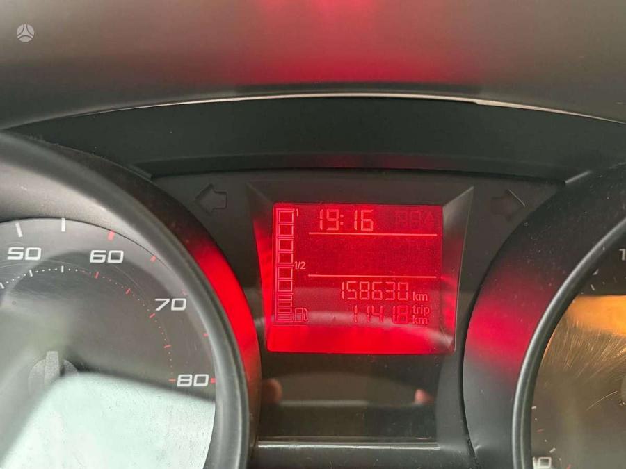 White SEAT Ibiza 2011 in Vilkaviskis, with an engine capacity of 1.39 L and mileage of 159 thousand km for 3100 €, photo 11 on AUTOMOTO.COM.LV
