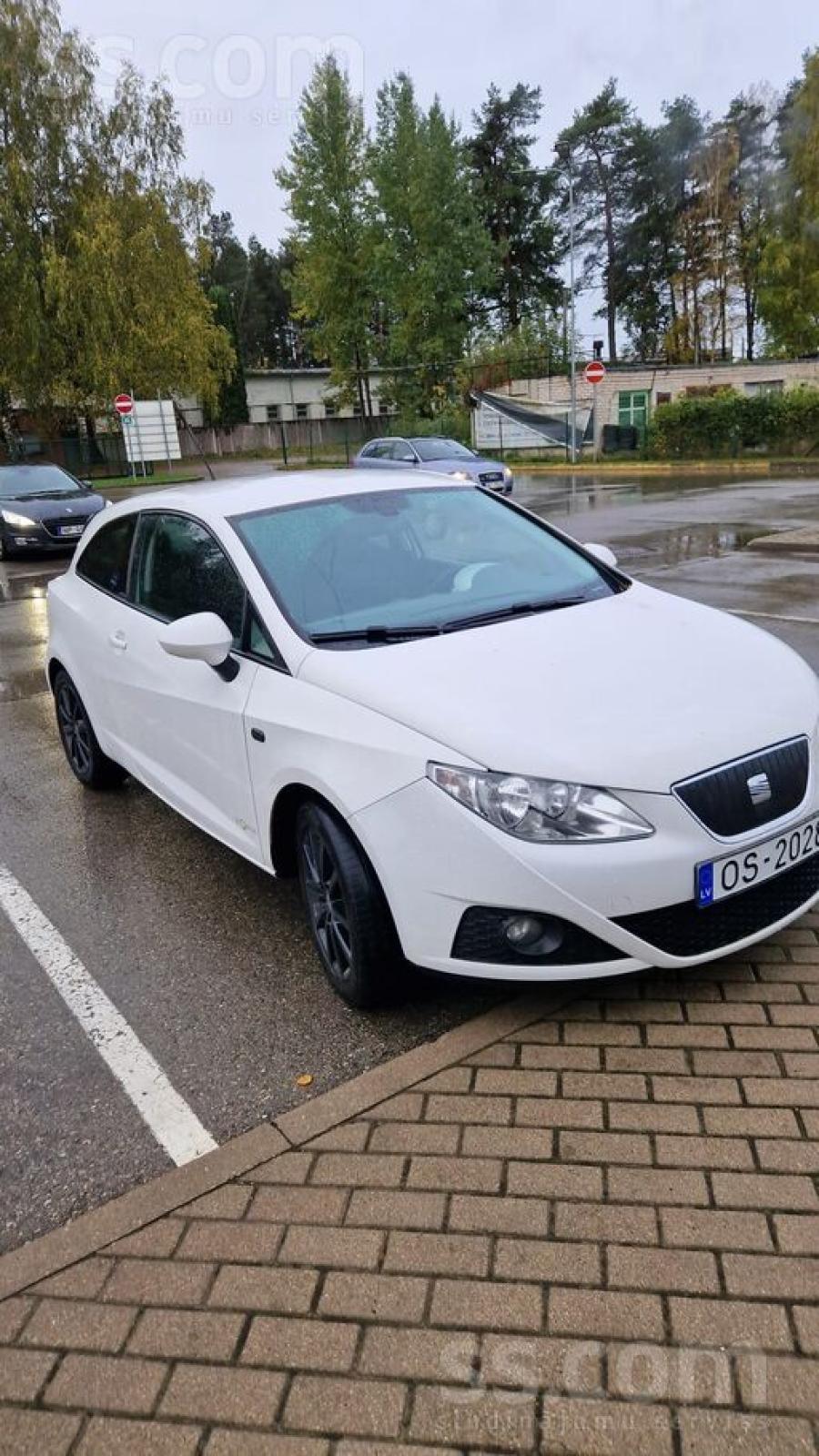 Balts SEAT Ibiza 2011 Rīga, ar dzinēja tilpumu 1.20 L un nobraukumu 364 tūkst. km par 1790 €, foto 3 vietnē AUTOMOTO.COM.LV