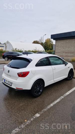 Balts SEAT Ibiza 2011 Rīga, ar dzinēja tilpumu 1.20 L un nobraukumu 364 tūkst. km par 1790 €, foto 6 vietnē AUTOMOTO.COM.LV