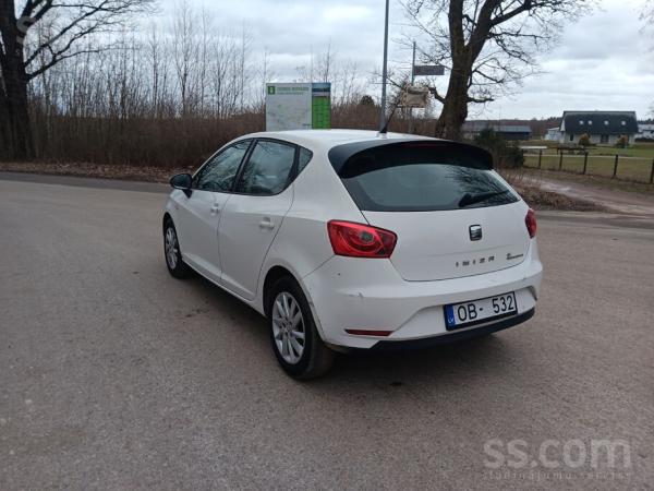 Balts SEAT Ibiza 2012 Ogre, ar dzinēja tilpumu 1.20 L un nobraukumu 0 tūkst. km par 3000 €, foto 3 vietnē AUTOMOTO.COM.LV