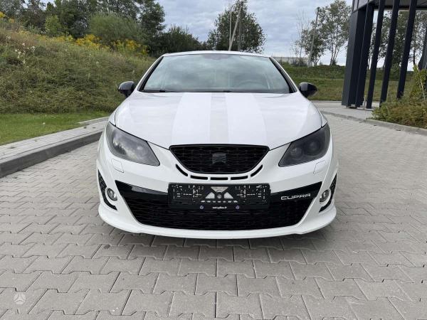 White SEAT Ibiza 2012 in Vilnius, with an engine capacity of 1.39 L and mileage of 230 thousand km for 5500 €, photo 3 on AUTOMOTO.COM.LV