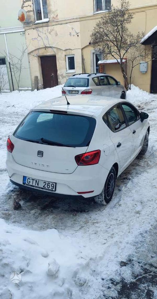 White SEAT Ibiza 2013 in Vilnius, with an engine capacity of 1.20 L and mileage of 265 thousand km for 2200 €, photo 5 on AUTOMOTO.COM.LV
