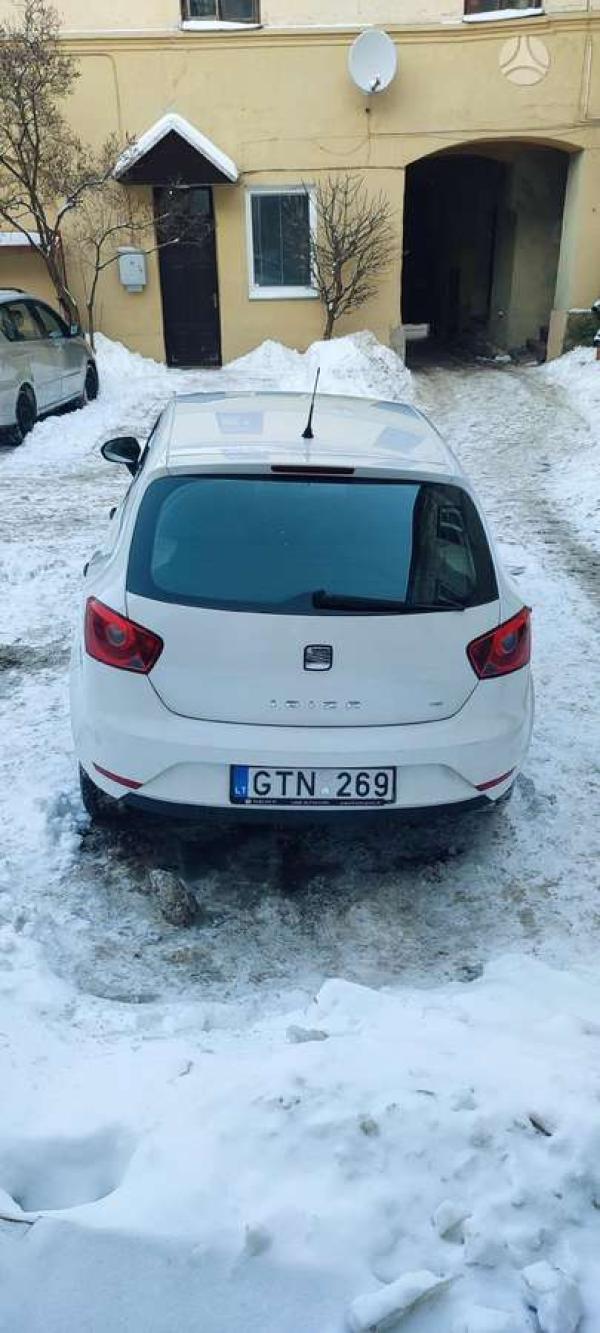 White SEAT Ibiza 2013 in Vilnius, with an engine capacity of 1.20 L and mileage of 265 thousand km for 2200 €, photo 6 on AUTOMOTO.COM.LV