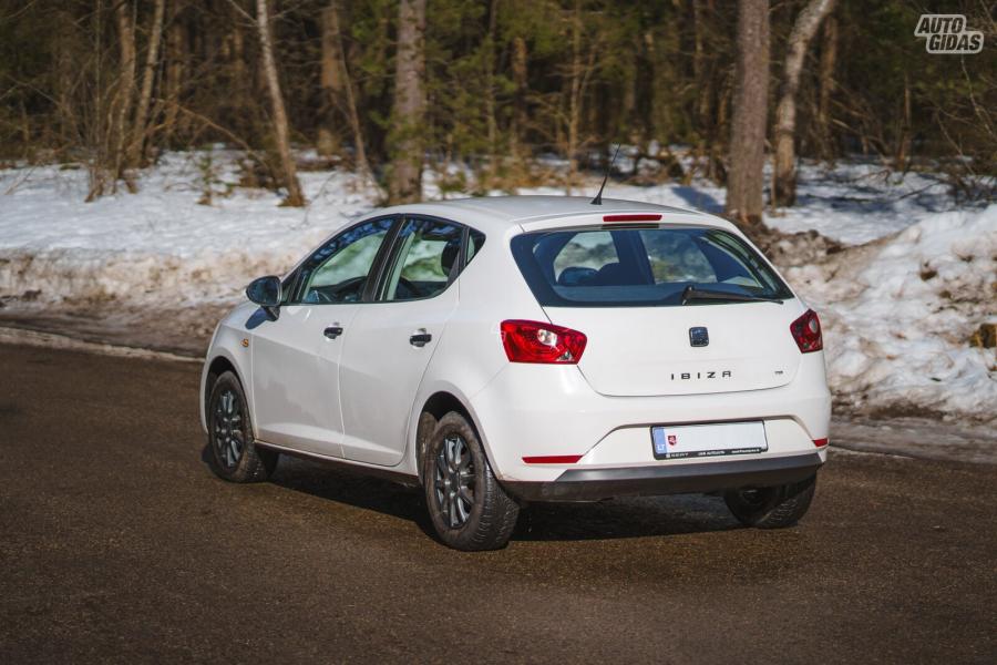 Balts SEAT Ibiza 2013 Viļņa, ar dzinēja tilpumu 1.20 L un nobraukumu 265 tūkst. km par 2890 €, foto 5 vietnē AUTOMOTO.COM.LV