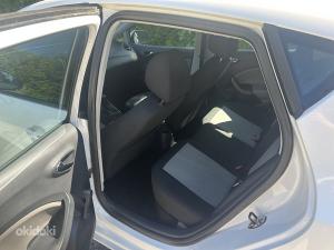 Balts SEAT Ibiza 2013 Tallina, ar dzinēja tilpumu 1.20 L un nobraukumu 313 tūkst. km par 3000 €, foto 12 vietnē AUTOMOTO.COM.LV