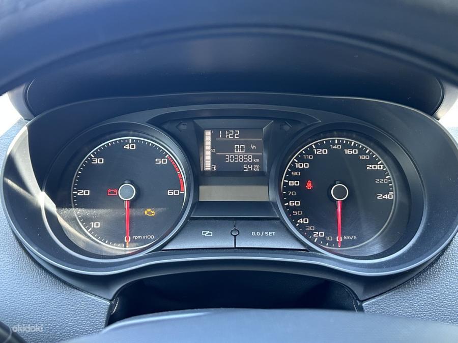 Balts SEAT Ibiza 2013 Tallina, ar dzinēja tilpumu 1.20 L un nobraukumu 313 tūkst. km par 3000 €, foto 29 vietnē AUTOMOTO.COM.LV