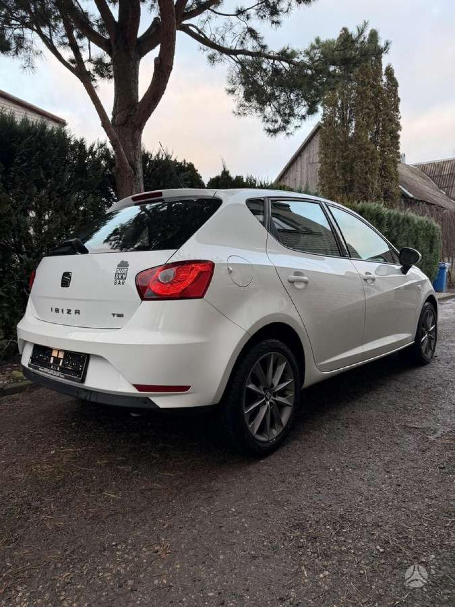 Balts SEAT Ibiza 2014 Kauņa, ar dzinēja tilpumu 1.20 L un nobraukumu 167 tūkst. km par 3350 €, foto 5 vietnē AUTOMOTO.COM.LV